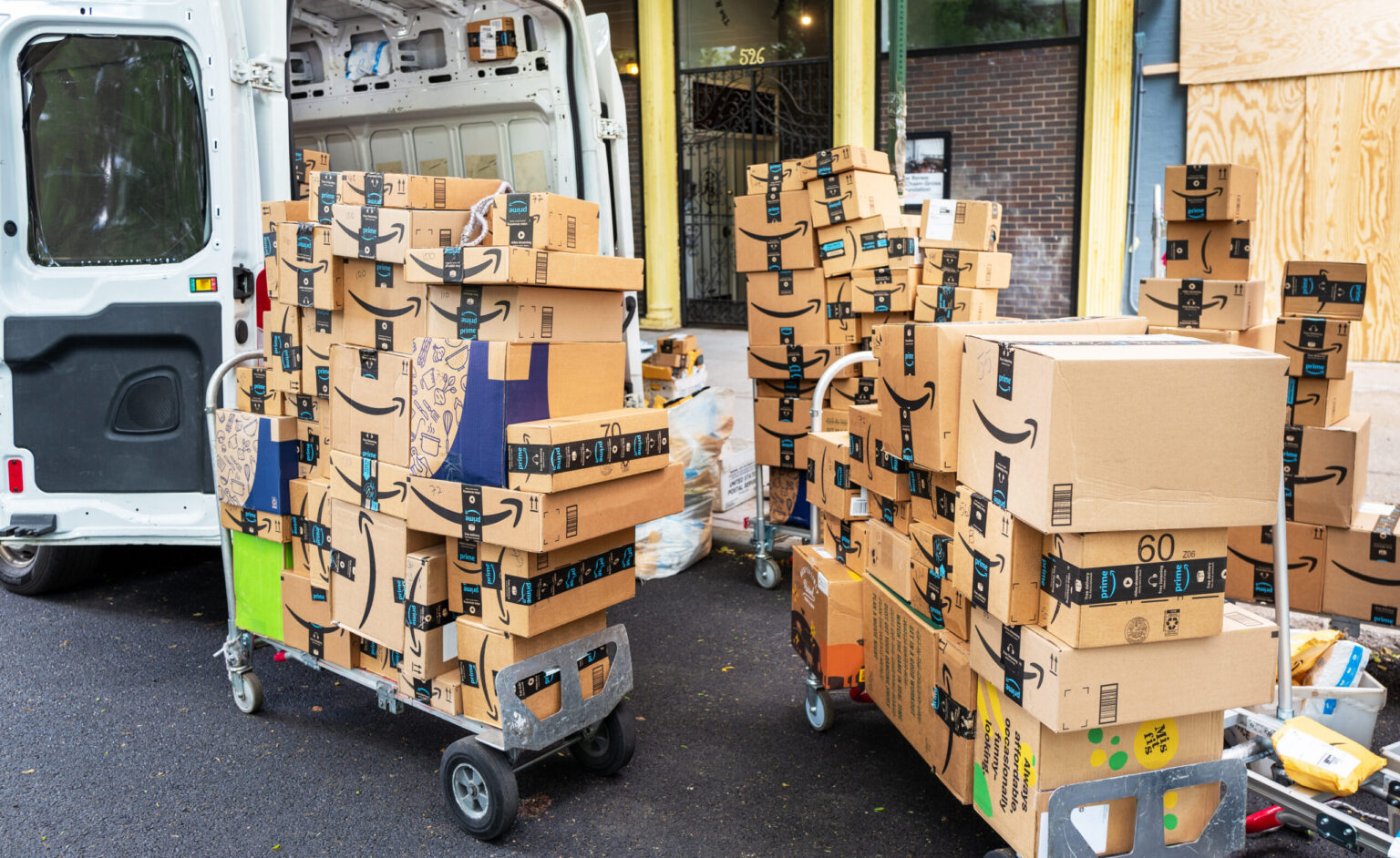 Amazon Business Launches Branded Fleet to Expand Commercial Delivery ...